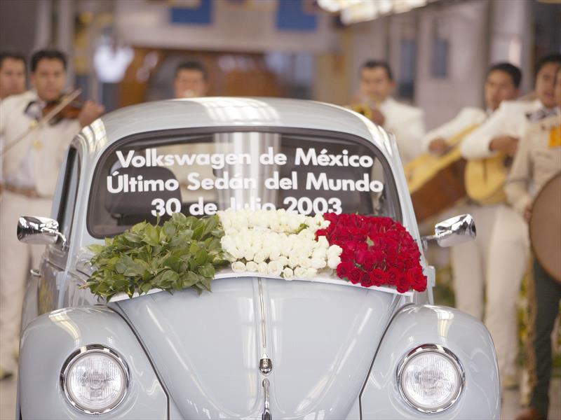 Volkswagen celebra 50 años en México