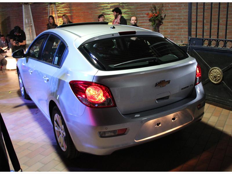 Chevrolet Cruze5 Inicia venta en Chile