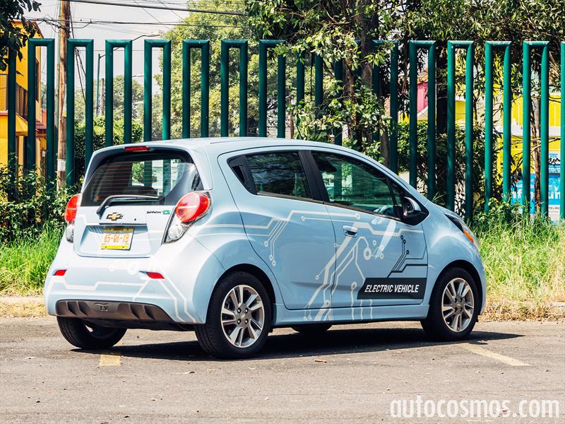 Chevrolet Spark eléctrico 2015 llega a México en $499,900 pesos