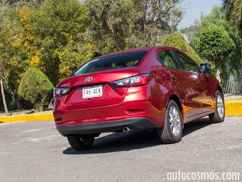 Toyota Yaris R 2016 a prueba