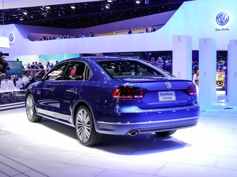 Volkswagen Passat BlueMotion Concept se presenta