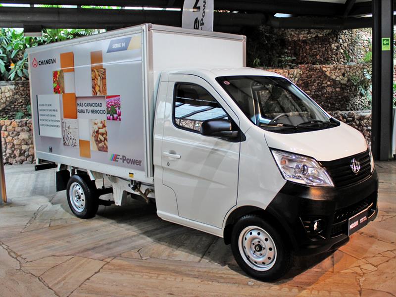 Changan Serie M debuta en Chile con sólidos y potentes argumentos