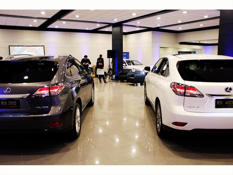 Lexus Chile estrena los renovados RX 350 y RX 450H 2012