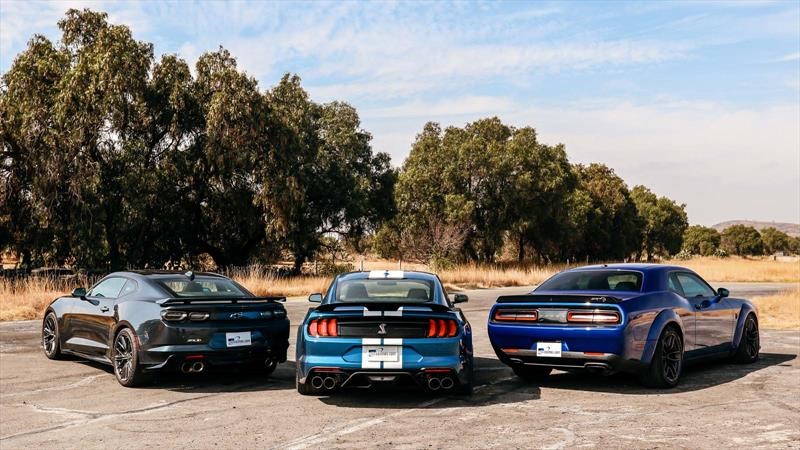 Ford Mustang Shelby GT500 vs Chevrolet Camaro ZL1 vs Dodge Challenger ...