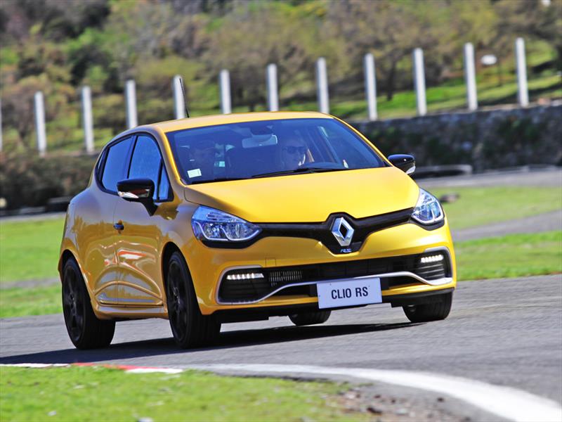 Renault Clio RS 2015: Estreno oficial en Chile. Bestia deportiva en ...