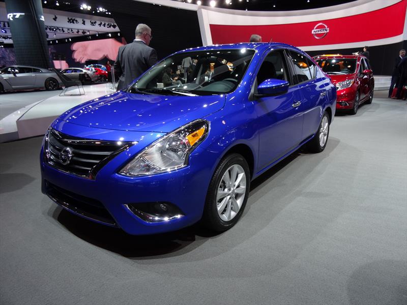 Nissan Versa 2015