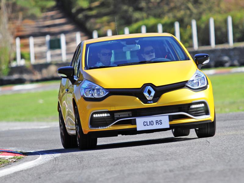 Renault Clio RS 2015: Estreno oficial en Chile. Bestia deportiva en ...