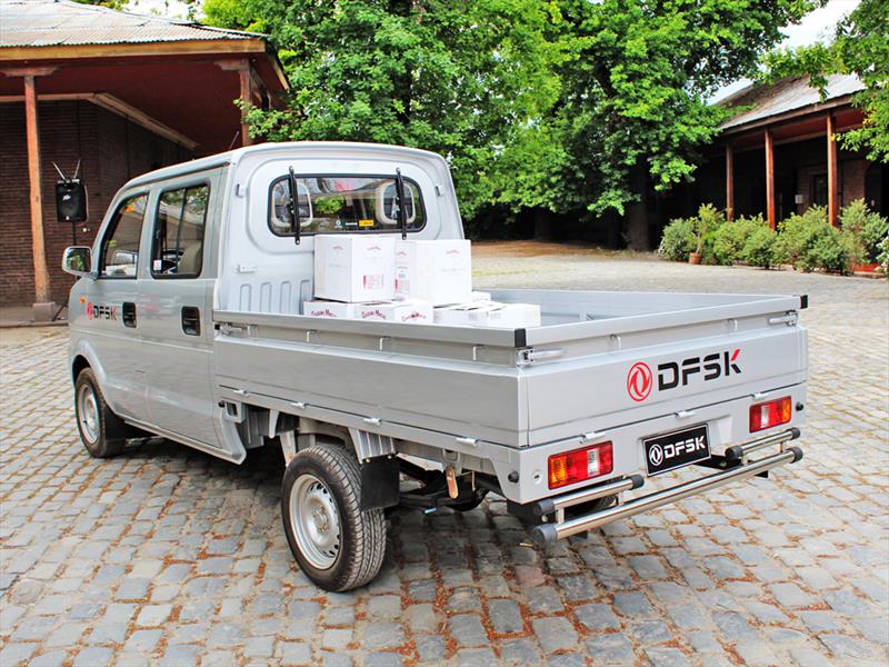 DFSK Serie V inicia venta en Chile: Versiones cabina simple y cabina doble