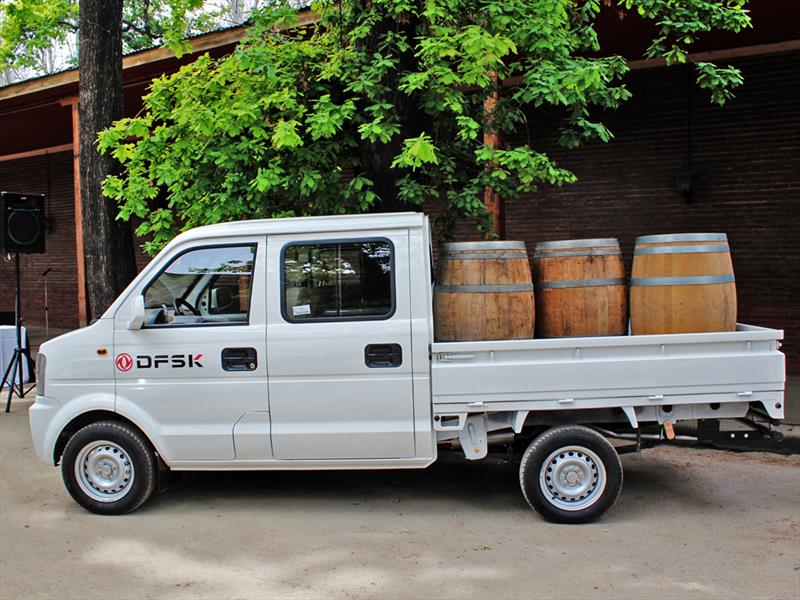 DFSK Serie V inicia venta en Chile: Versiones cabina simple y cabina doble