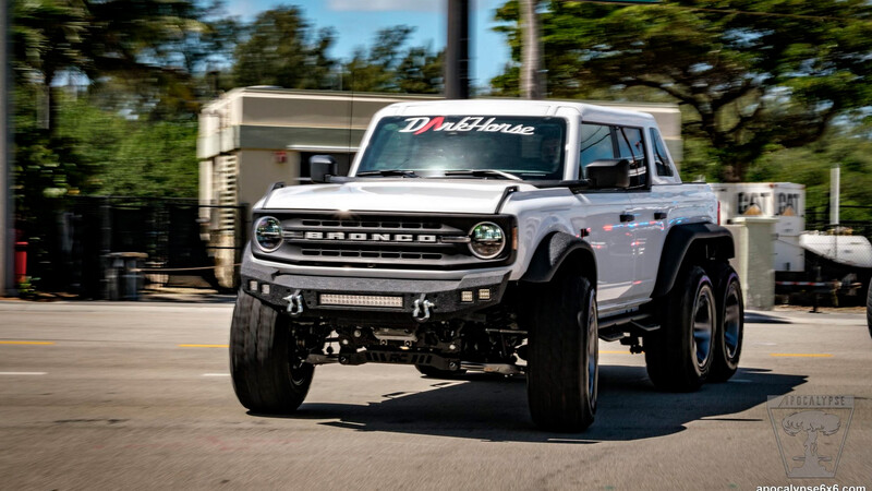 Conoce la Ford Bronco 6x6 Dark Horse, una monstruosa pickup para ...
