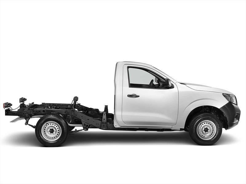 Nissan NP300 2016 - Autocosmos.com