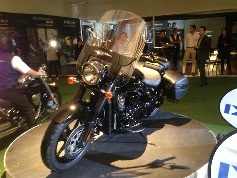 Suzuki presenta 4 nuevas motocicletas dentro de su gama 2014