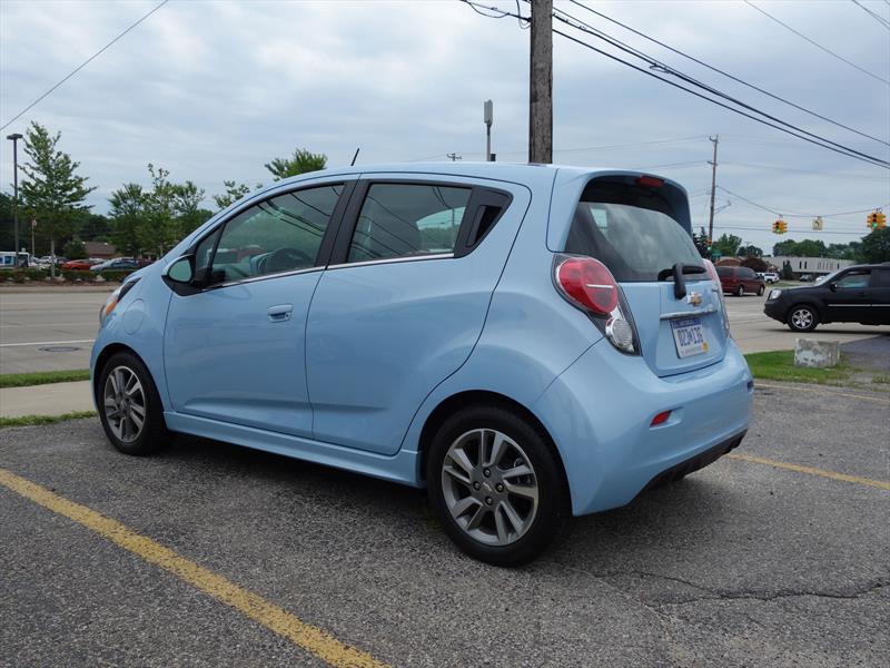 Chevrolet Spark eléctrico 2015 llega a México en $499,900 pesos