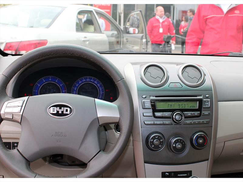 BYD G3: Nuevo sedán full equipo