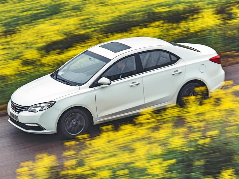 MG 360 2018, un atractivo sedán chino-británico