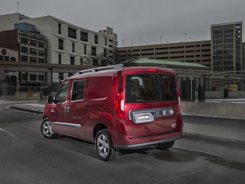 RAM Promaster City 2015 se presenta