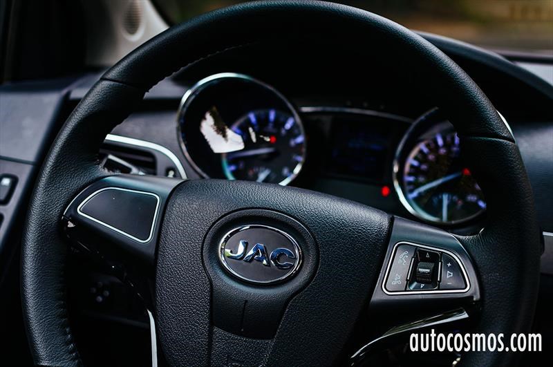 JAC Urban 1042 doble cabina 2017 sale a la venta