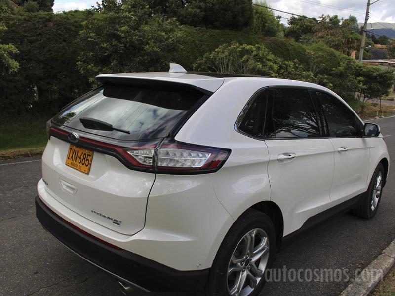Ford EDGE EcoBoost, una crossover más potente y liviana