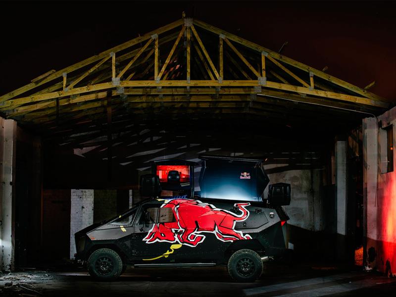 Red Bull Defender - Autocosmos.com