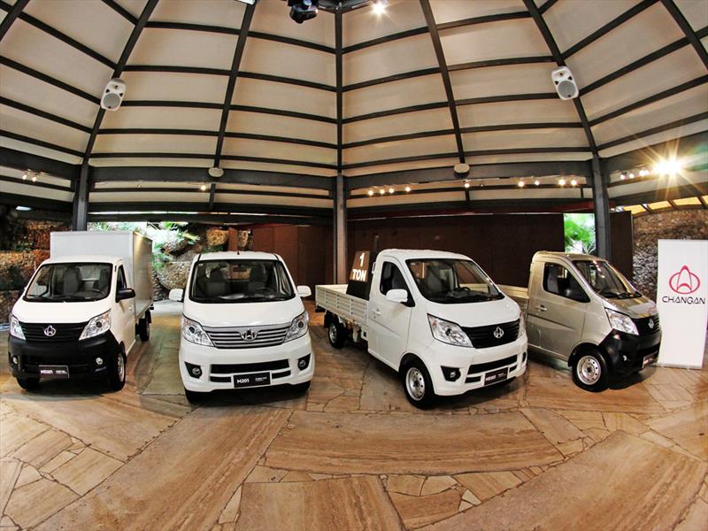Changan Serie M debuta en Chile con sólidos y potentes argumentos