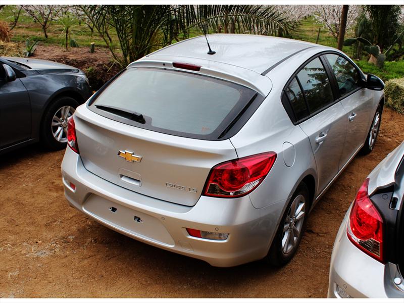 Chevrolet Cruze5 Inicia venta en Chile
