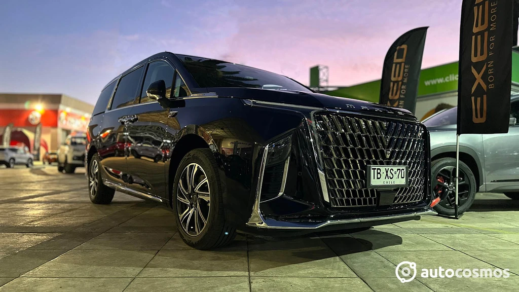 Maxus G90 2024, la versión turbodiésel del MIFA 9 no pierde el lujo ni el confort