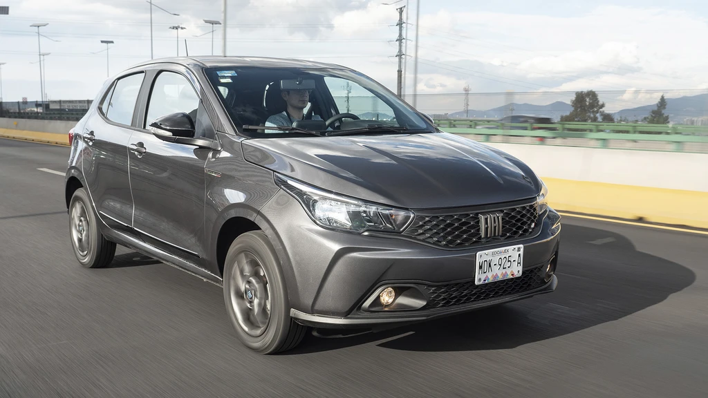 FIAT Argo S Design, a prueba: Le suman estilo, pero aún falta un ...