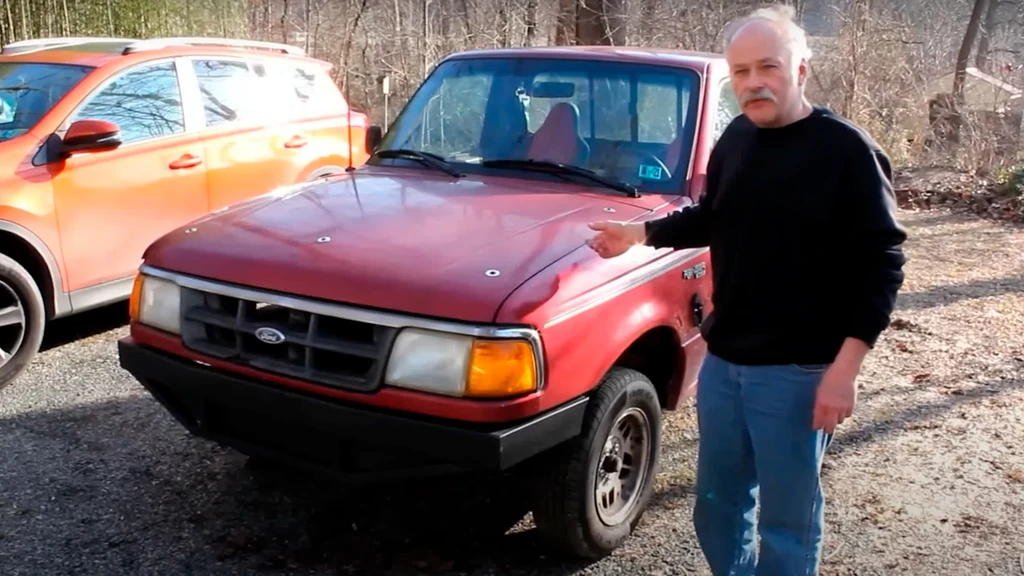 Esta Ford Ranger tiene el swap más bizarro del mundo
