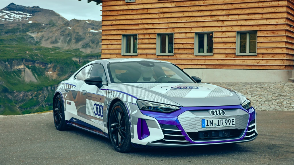 Audi celebra los 40 años de su división deportiva con una edición especial del RS e-tron GT