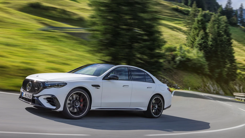 Mercedes-AMG E53 Hybrid 4Matic+, un PHEV con 612 caballos de fuerza