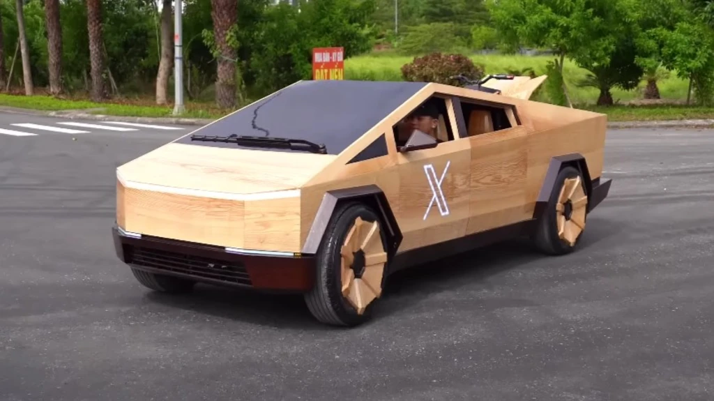 Es más rápido hacer la Cybertruck de madera que la de metal