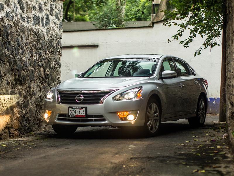 Nissan Altima Exclusive 2013 a prueba