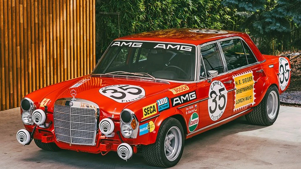 A subasta una réplica perfecta del famoso Red Pig de AMG