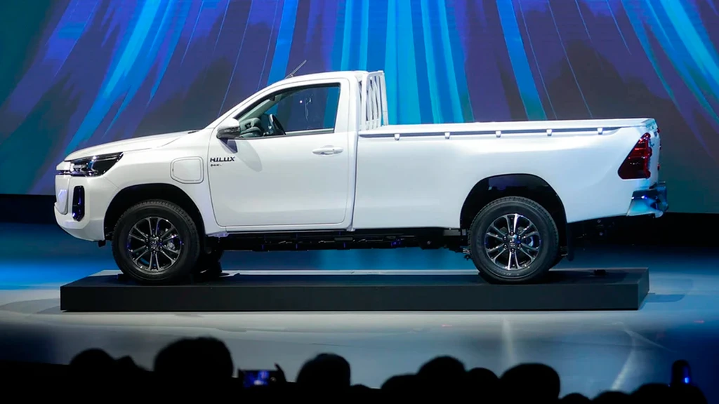 Toyota Hilux será eléctrica en 2025