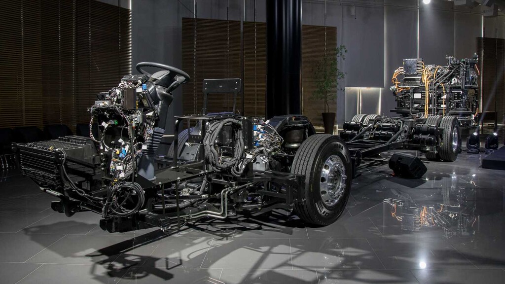 Presentan primer bus eléctrico regional de Mercedes-Benz