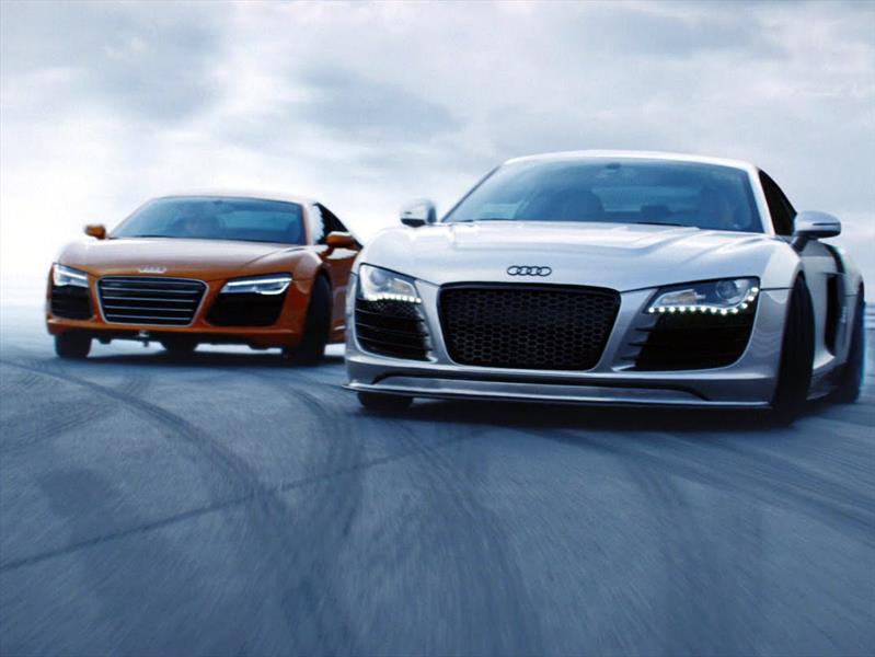 Video: Dos Audi R8 haciendo drift con neumáticos Toyo Tire