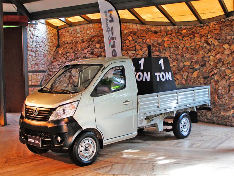 Changan Serie M debuta en Chile con sólidos y potentes argumentos