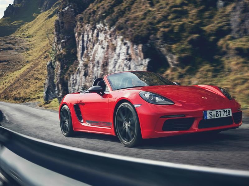 Porsche 718 Boxster T y 718 Cayman T se presentan