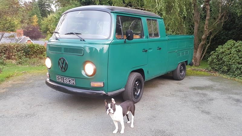 Esta Volkswagen Combi cuenta con un motor eléctrico fabricado por Tesla