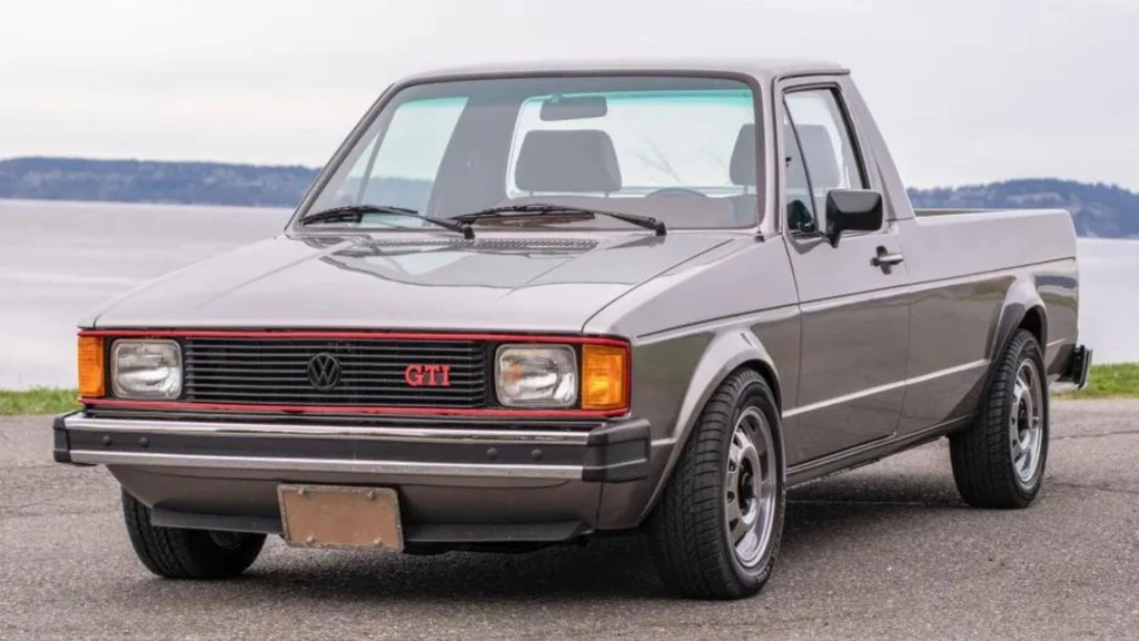 Volkswagen Rabbit Pickup 1982 con motor de Golf GTI Mk2 ¿lo comprarías?