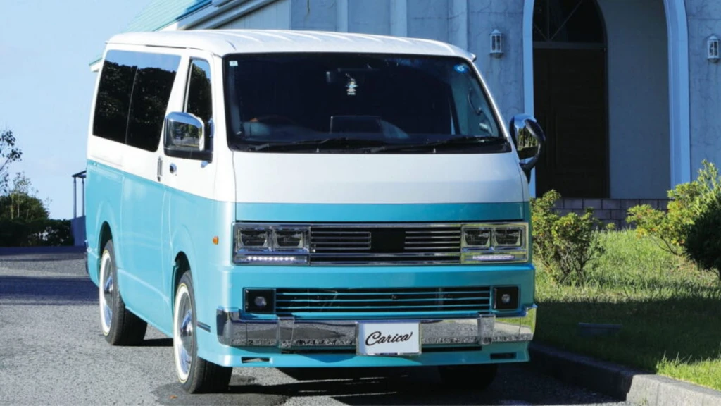 Cal’s Motors Carica, es una Toyota Hiace de estilo retro