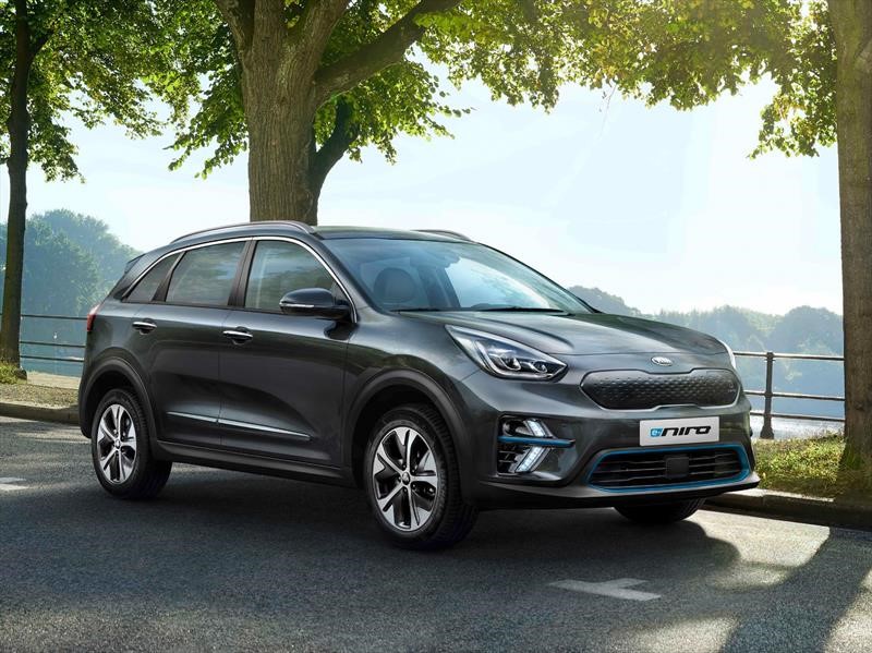 KIA e-Niro, completa la familia verde de la marca asiática