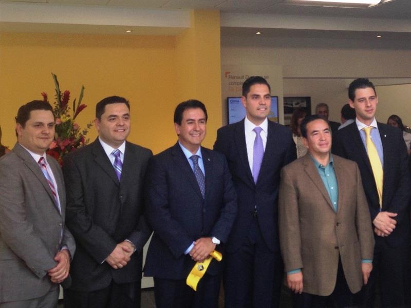 Renault inaugura nueva agencia en Durango