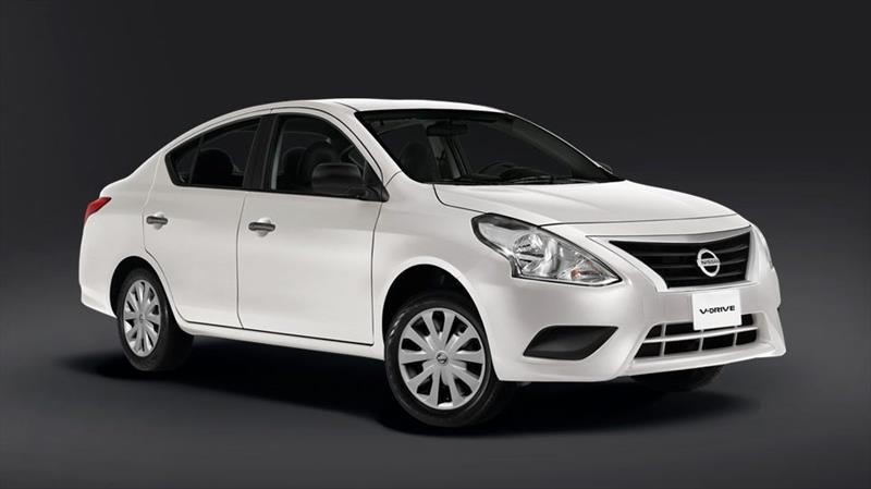 El viejo Nissan Versa seguirá vendiéndose como V-Drive