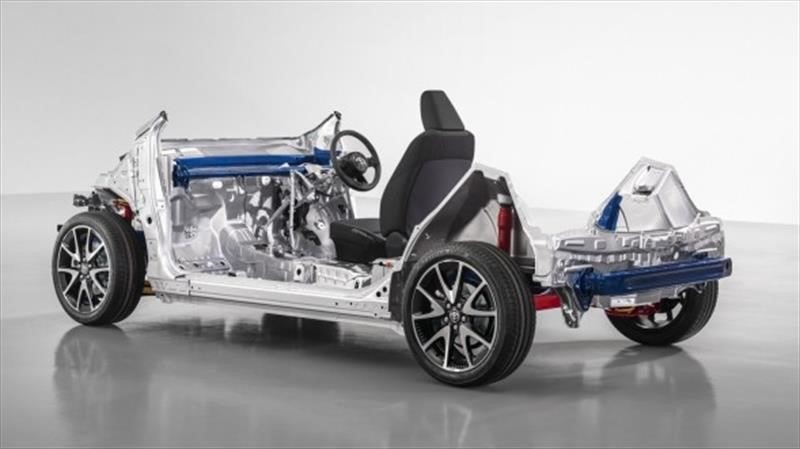 Toyota presenta nueva plataforma TNGA para carros pequeños