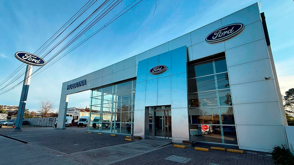 Ford reinaugura un concesionario en Nordelta