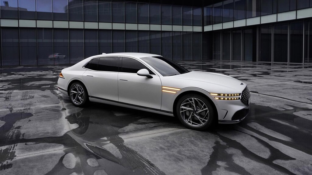 El buque insignia de Genesis muestra sus primeras imágenes oficiales