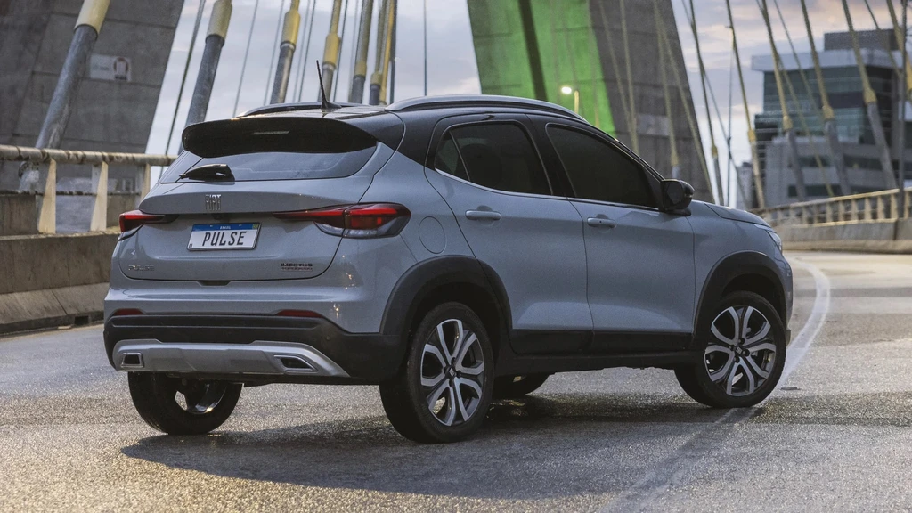 Falta de autopartes ahora frena la fábrica de FIAT Pulse