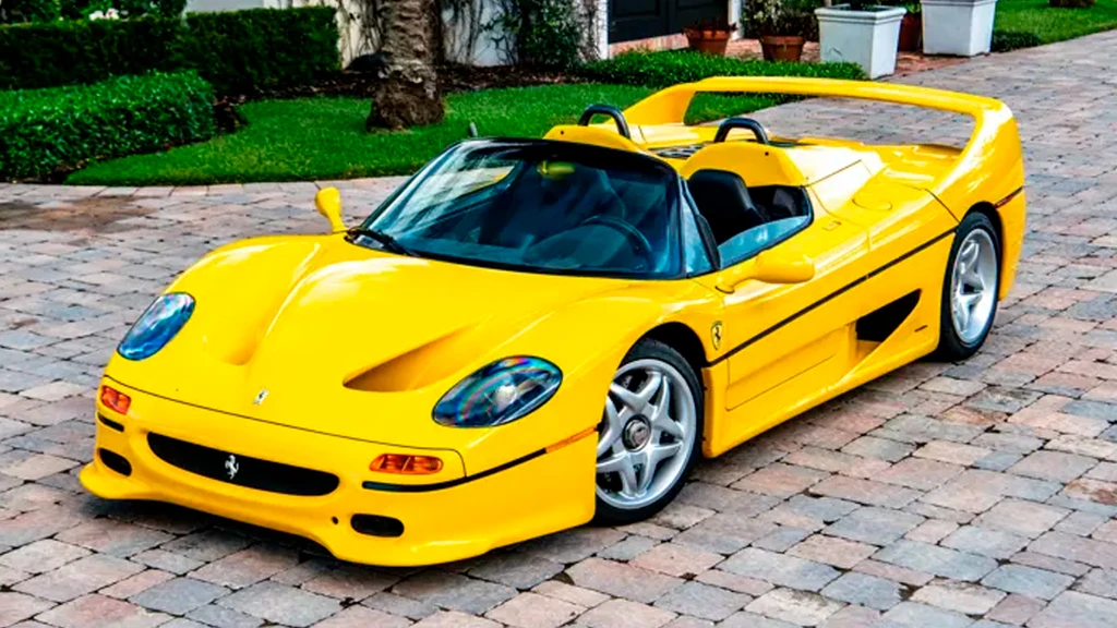 Aprovechá: sale a la venta una exclusiva Ferrari F50 amarilla