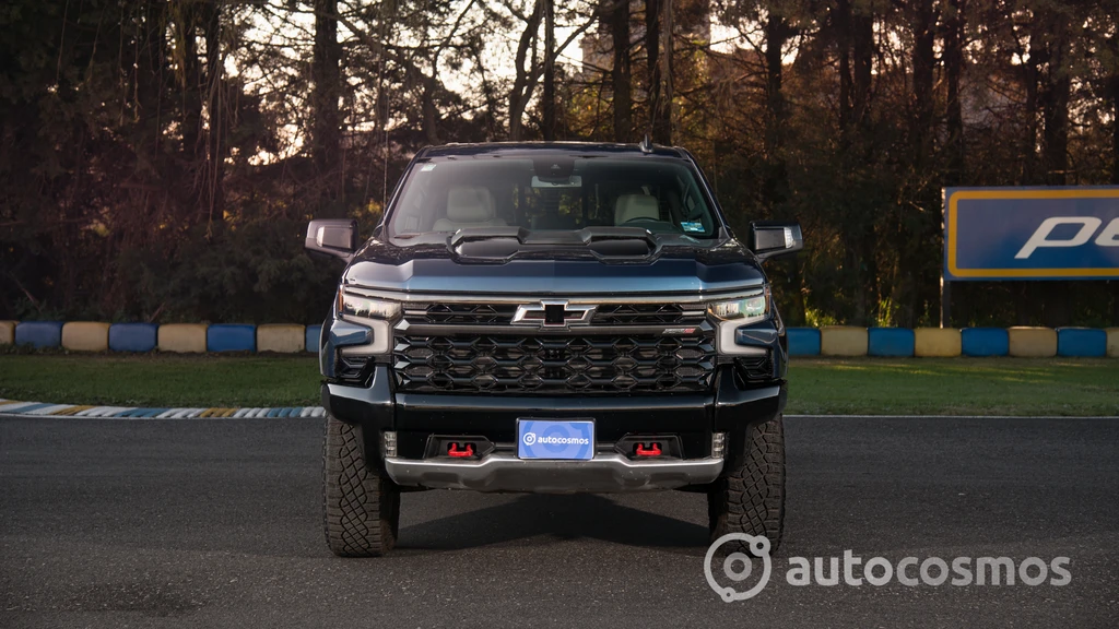 Lo mejor de 2022: Chevrolet Cheyenne ZR2, una imponente bestia 4x4 ...